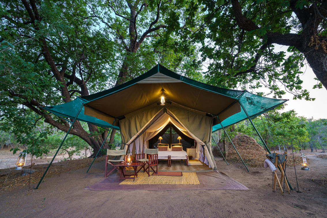 John's Camp in Mana Pools National Park │ Cedarberg Africa